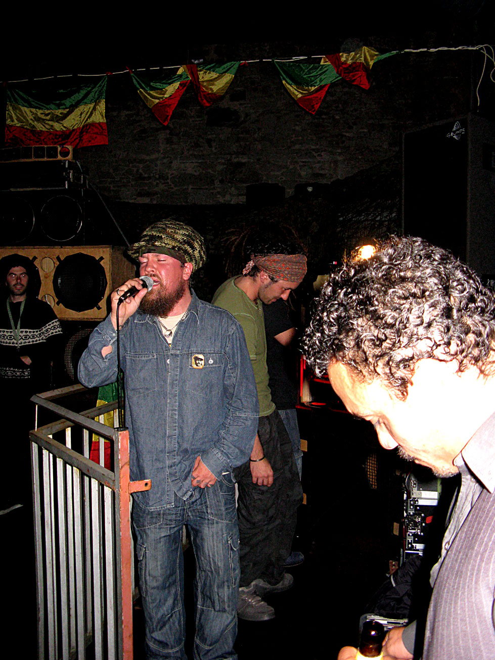 pictures-dub-explosion2